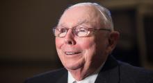 China fez certo ao banir as criptomoedas, diz bilionário sócio de Warren Buffett