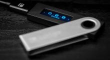 Von der Wallet an die Kasse: Ledger kündigt Krypto-Kreditkarten an