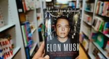 Após Twitter, Elon Musk mira nos golpes de criptomoedas do YouTube