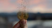 Manhã cripto: Bitcoin (BTC) cai mais 12%, derruba o mercado e parece estar a caminho dos US$ 20 mil