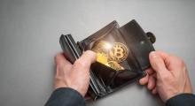 Governo dos EUA mira carteiras de autocustódia de criptomoedas que permitem anonimato