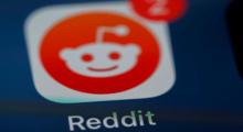 Reddit está dando avatares em NFT na Polygon de graça