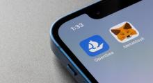 Conflito entre Apple e mercado de criptomoeda aumenta, Metamask acusa empresa de abuso de monopólio