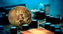 Bitcoin madencisi 4 USB ile büyük havuzları yendi ve 150 bin dolar kazandı