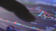 Baleias do Ethereum estão comprando AAVE aguardando alta massiva