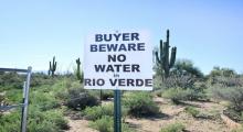 Pappteller und kurze Duschen: Leben ohne Wasser in Arizona