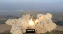 Raumschiff SpaceX hebt ab