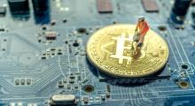 Inédito: minerador de Bitcoin lucra mais com taxas do que com recompensa