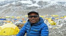 Nepali besteigt den Everest zum 27. Mal als Rekord