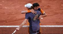 Der Deutsche Altmaier gewinnt das French-Open-Epos, während Andreeva den Teenagern einen Schlag versetzt
