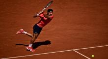Djokovic betritt das Viertel der French Open, während Alcaraz gegen Musetti antritt