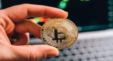 Bitcoin fecha semana em queda e FLEX desaba 60%