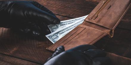 Şanssız Altcoin Yatırımcısı 2x Kara Sevinemedi: 1 Saatte 2 Defa Parasını Çaldırdı!