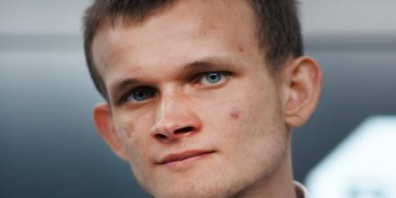 Vitalik Buterin envia 100 ETH para corretora
