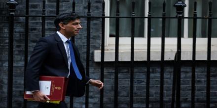 Der griechische Premierminister war in der Skulpturenreihe „herausragend“: der britische Premierminister Sunak