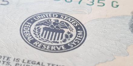 Manhã Cripto: Bitcoin (BTC) cai para US$ 41 mil com traders de olho em juros nos EUA; Tether (USDT) recebe nota baixa em nova escala da S&P