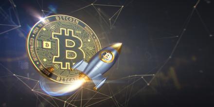 Bitcoin sobe 6% e supera US$ 48 mil pela primeira vez desde o final de 2021