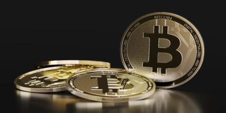 JPMorgan CEO’sundan Şok Bitcoin Çıkışı: Bulaşmayın!