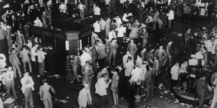 Szokujące podobieństwa 1929 i 2024 roku. Krach Wall Street poprzedzi dekadę wojen?