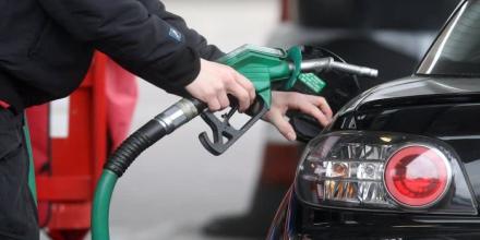 Jeremy Hunt will Autofahrern im Haushalt Steuererleichterungen in Höhe von 5 Milliarden Pfund gewähren