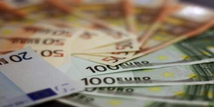 Z ostatniej chwili: EBC utrzymuje stopy bez zmian. Prognozy inflacji w dół. Bank już 'przeholował’?