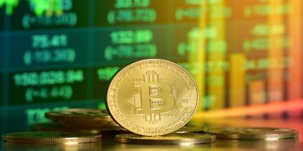 Bitcoin está de volta aos US$ 70.000