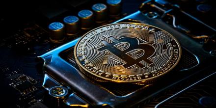 Dificuldade de mineração de Bitcoin tem maior queda desde quando BTC custava US$ 17.000