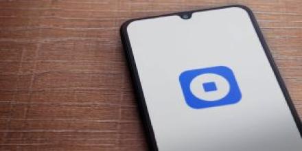 Base: Massenadoption dank Coinbase Smart Wallet?