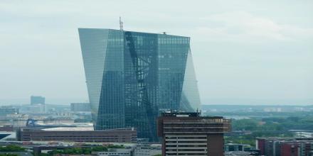 Zentralbanken s frühere Zinssenkungen könnten Krypto-Markt beleben
