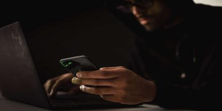 Desenvolvedores oferecem US$ 5 milhões por informações sobre hacker