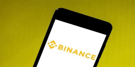 Binance 14 Altcoin İçin Duyuru Yaptı: Listeleme ve Delist Var!