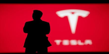 Tesla i Elon Musk znów błyszczą na Wall Street. Elektryki wracają do łask? Rajd trwa
