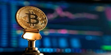 Bitcoin pode atingir seu topo no ciclo atual em janeiro de 2025, prevê analista