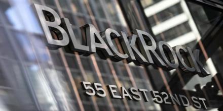 Platforma DeFi uruchamia fundusz krypto o wartości 1 mld USD z gigantem BlackRock na pokładzie. Kurs rośnie!