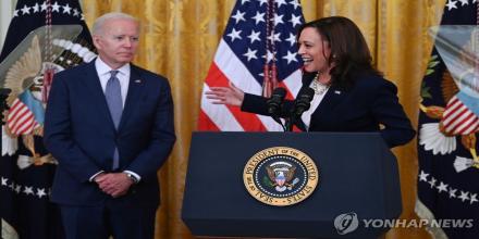 바이든 사퇴·中 금리인하…아시아 주가지수 1%대 하락–금값 견조 · 비트코인은 6만7천대달러(종합)