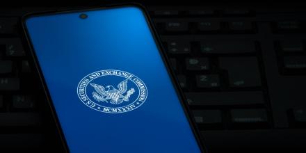 DeFi Devi SEC’nin Suçladığı Coin İçin Harekete Geçti: Listeden Çıkarılabilir!