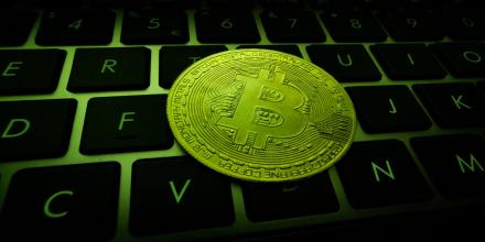 Bitcoin kritik eşiği geçerse altcoin’ler kontrolsüz yükselebilir