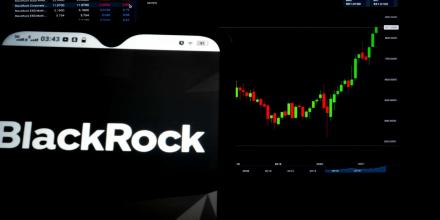 ETF de Bitcoin da BlackRock, IBIT vê movimento anormal de investidores