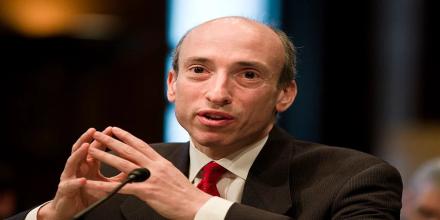 Președintele SEC din SUA, Gary Gensler, va părăsi agenția în ianuarie 2025