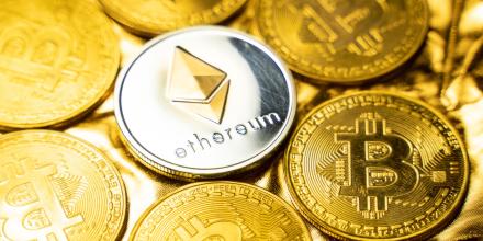 CVM dos EUA aprova primeiro ETF misto de bitcoin com ethereum da Hashdex