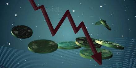 Bloomberg’s Mike McGlone Explains BTC Reversal, Analysts Predict Potential Crash
