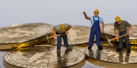 ビットコインの年初来上昇率を上回ったマイニング企業はわずか2社のみ