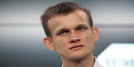 Vitalik Buterin Bedava Gelen Memecoinleri Sattı: 139 Bin Dolar Kazandı!