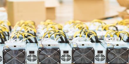 Arkansas möchte das Bitcoin-Mining in der Nähe von Militärstützpunkten verbieten