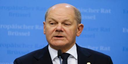 Po co pytać innych: Scholz w imieniu całej UE deklaruje nowe zachęty do EV
