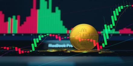 Bitcoin crește în timp ce altcoinurile rămân în urmă – Următorul obiectiv: $200.000