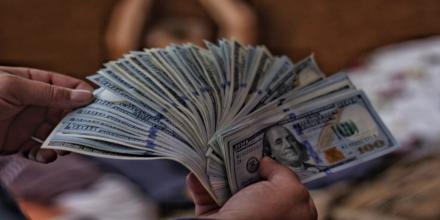 DeepSeek Açıkladı: Bu 2 Altcoin Milyoner Yapacak!