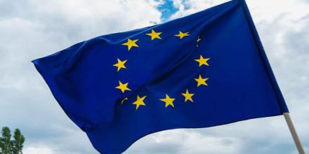 União Europeia aprova 10 stablecoins, mas exclui USDT