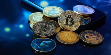 米国仮想通貨ETFの審査状況一覧 ソラナやXRP・ドージなど