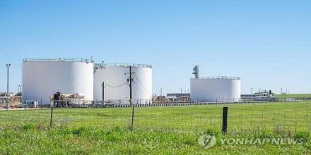 사우디 감산 철회에 WTI 3%대 급락…4년만에 최저 수준